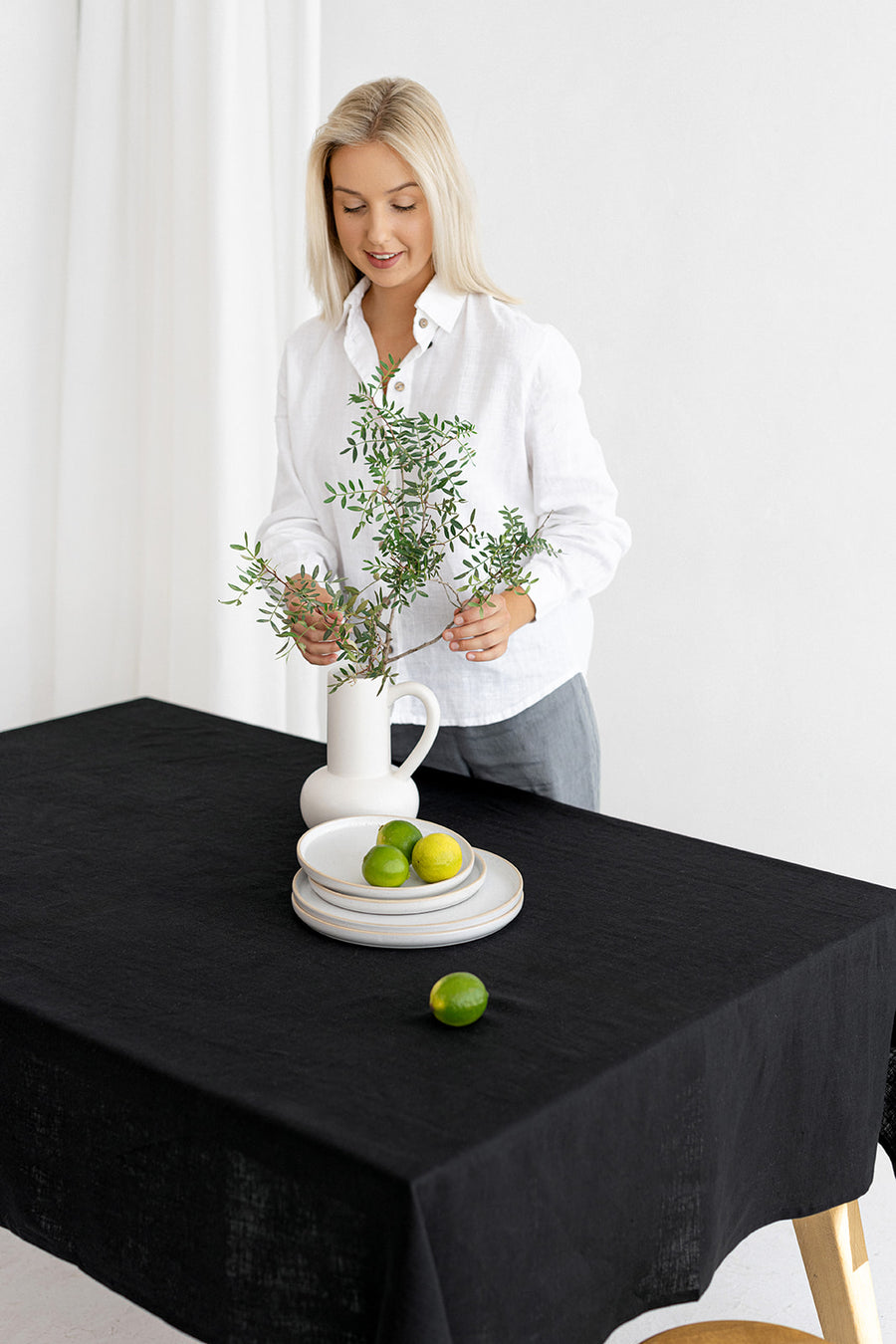 Black Linen Tablecloth – DailyLinen