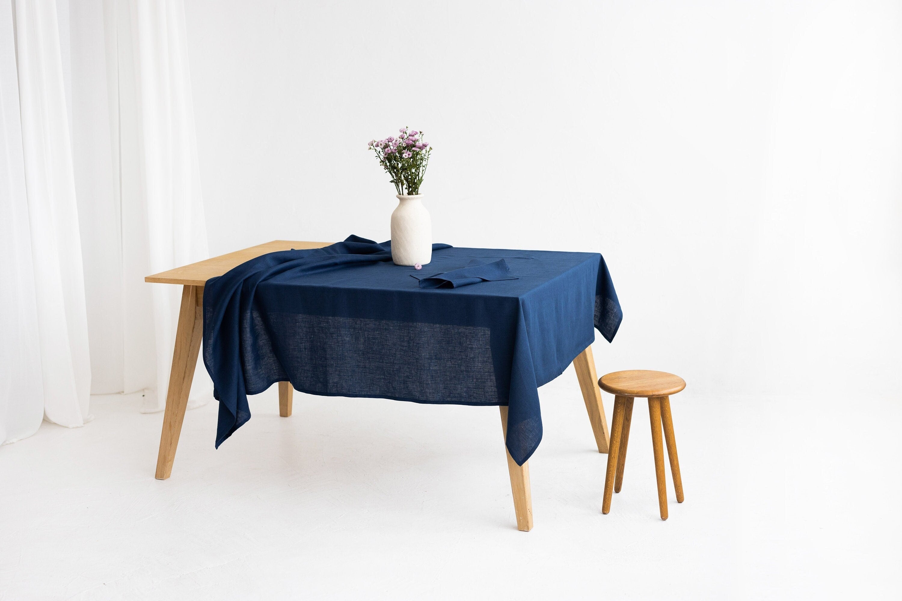 Midnight Blue Linen Tablecloth – DailyLinen